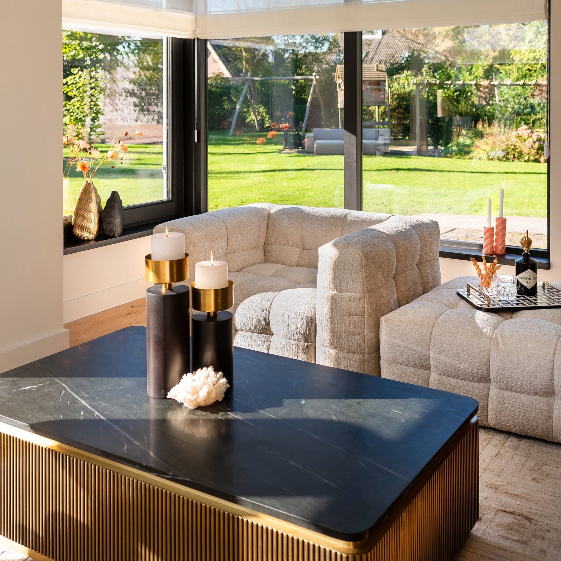 Open media 0 in modal